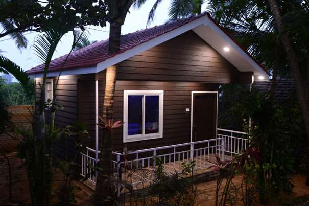 About Us – Cabin Craft